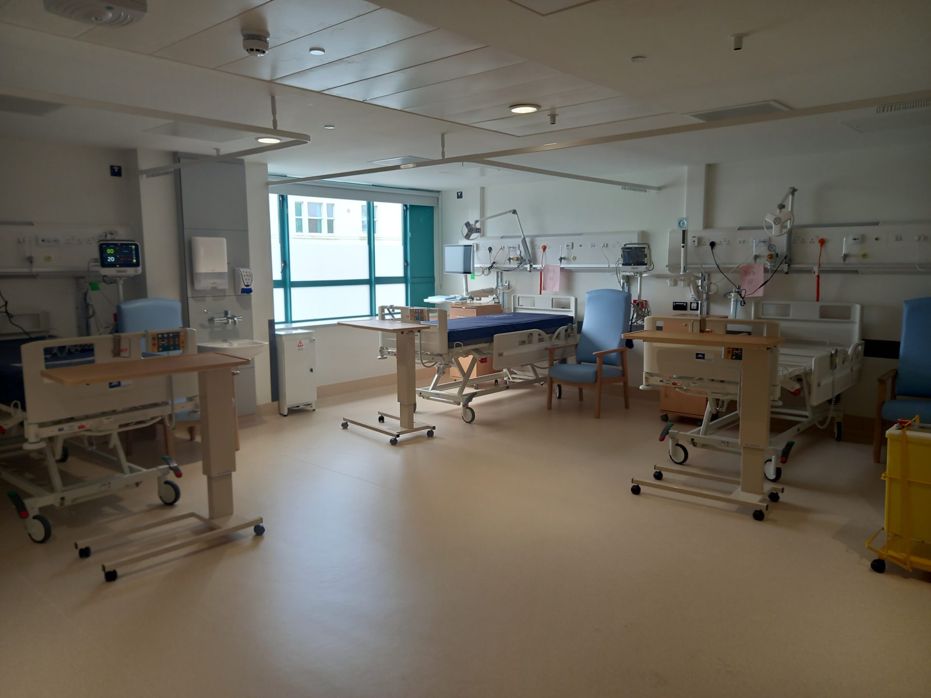 State of the art Cardiothoracic ward opens at University Hospital ...
