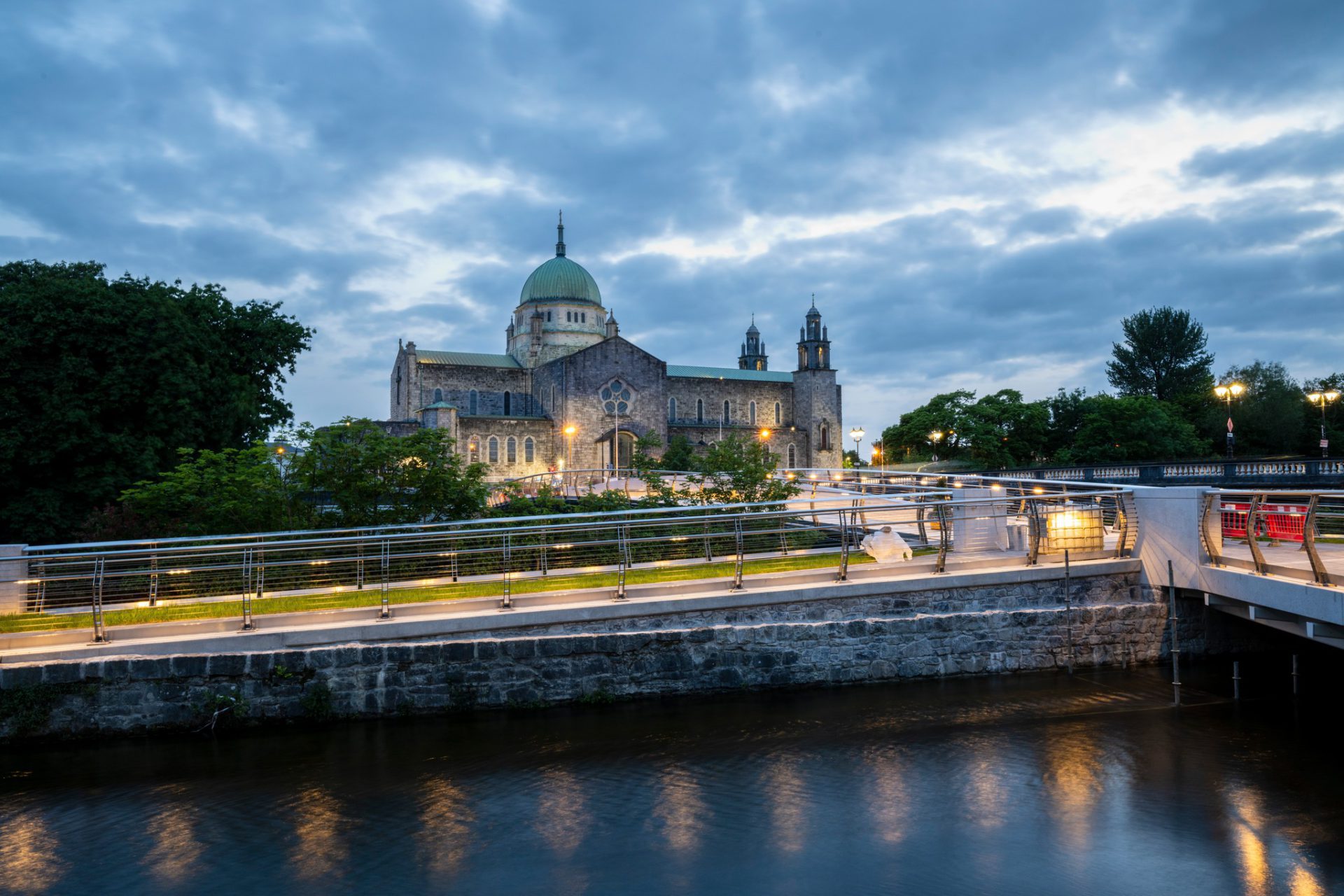 Official opening of new Salmon Weir Pedestrian & Cycling Bridge today ...