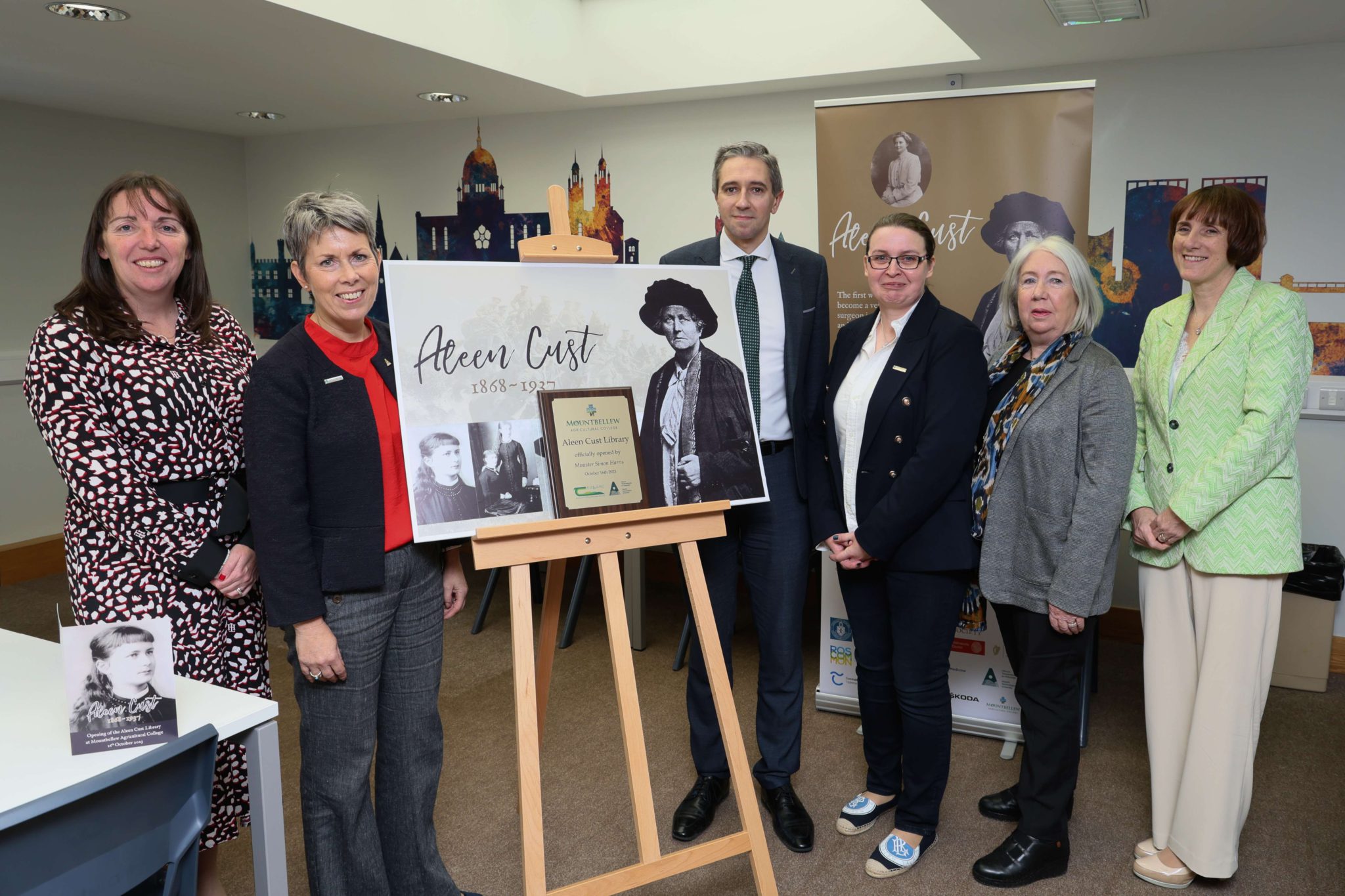 Minister attends Library opening at Mountbellew Agricultural College ...